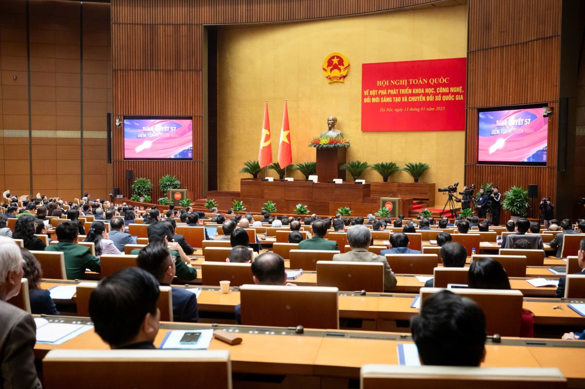 Khai mạc Hội nghị toàn quốc về đột phá phát triển khoa học, công nghệ, đổi mới sáng tạo và ...